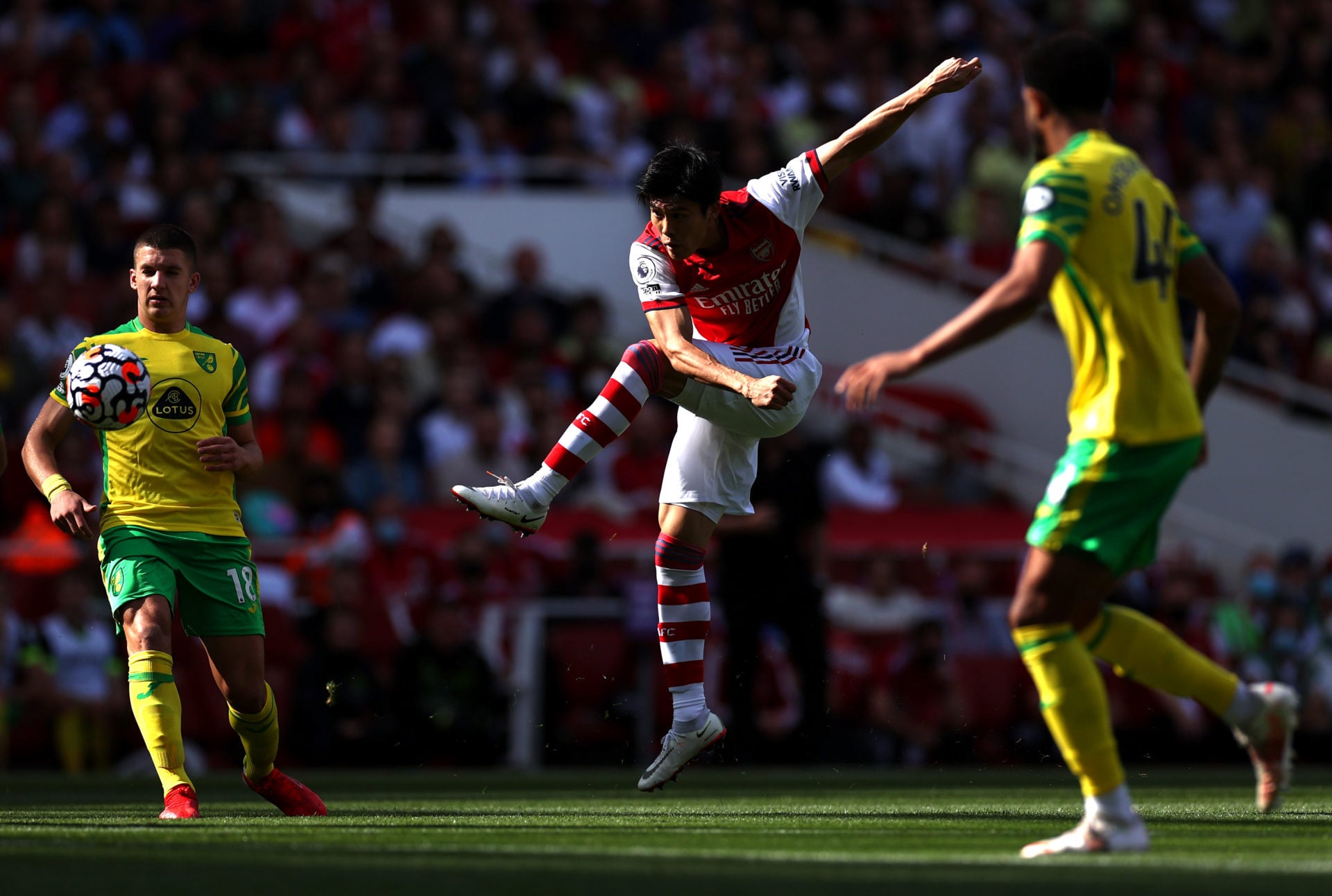 Japan legend delivers honest verdict on Tomiyasu at Arsenal