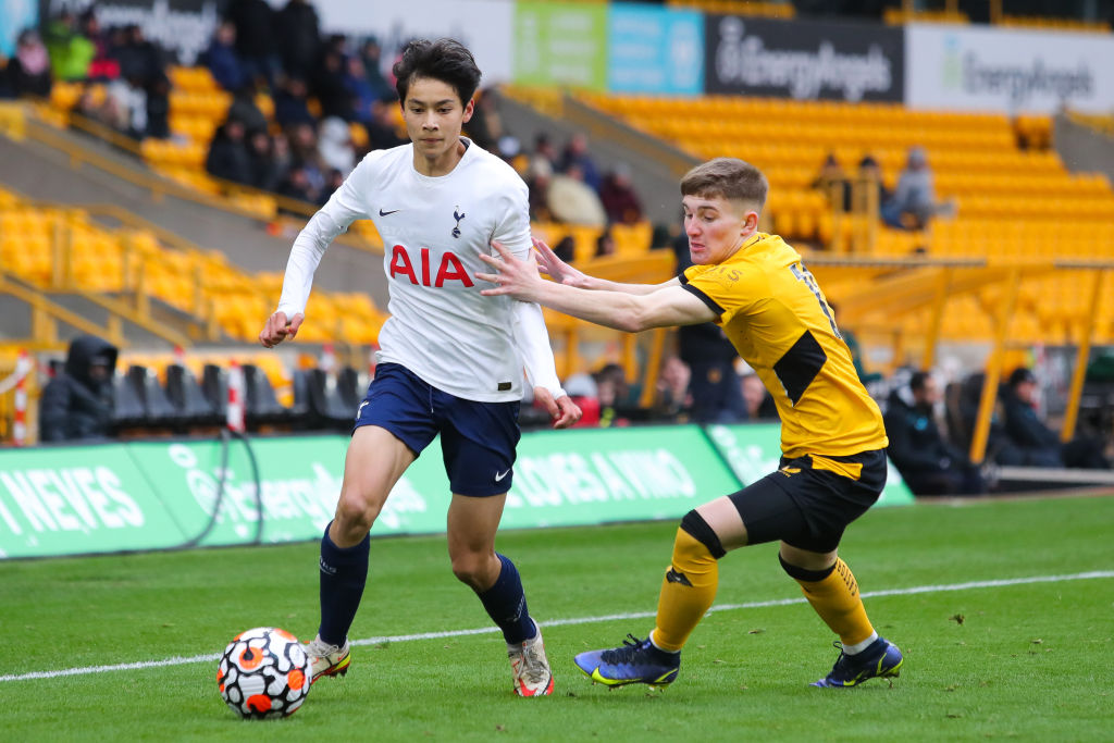Who Is Han Willhoft King Tottenham Gem Likened To Skipp Makes Guardian