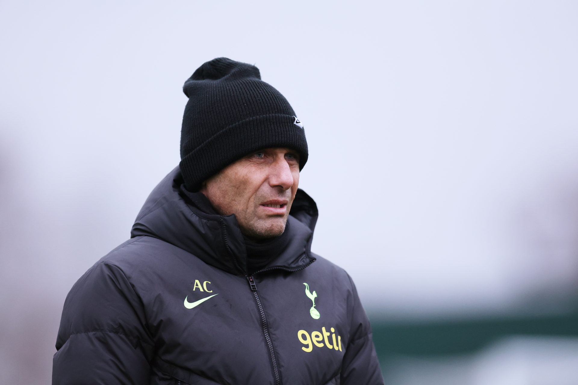 Conte frustrated at Tottenham as he looks on at Arsenal with envy