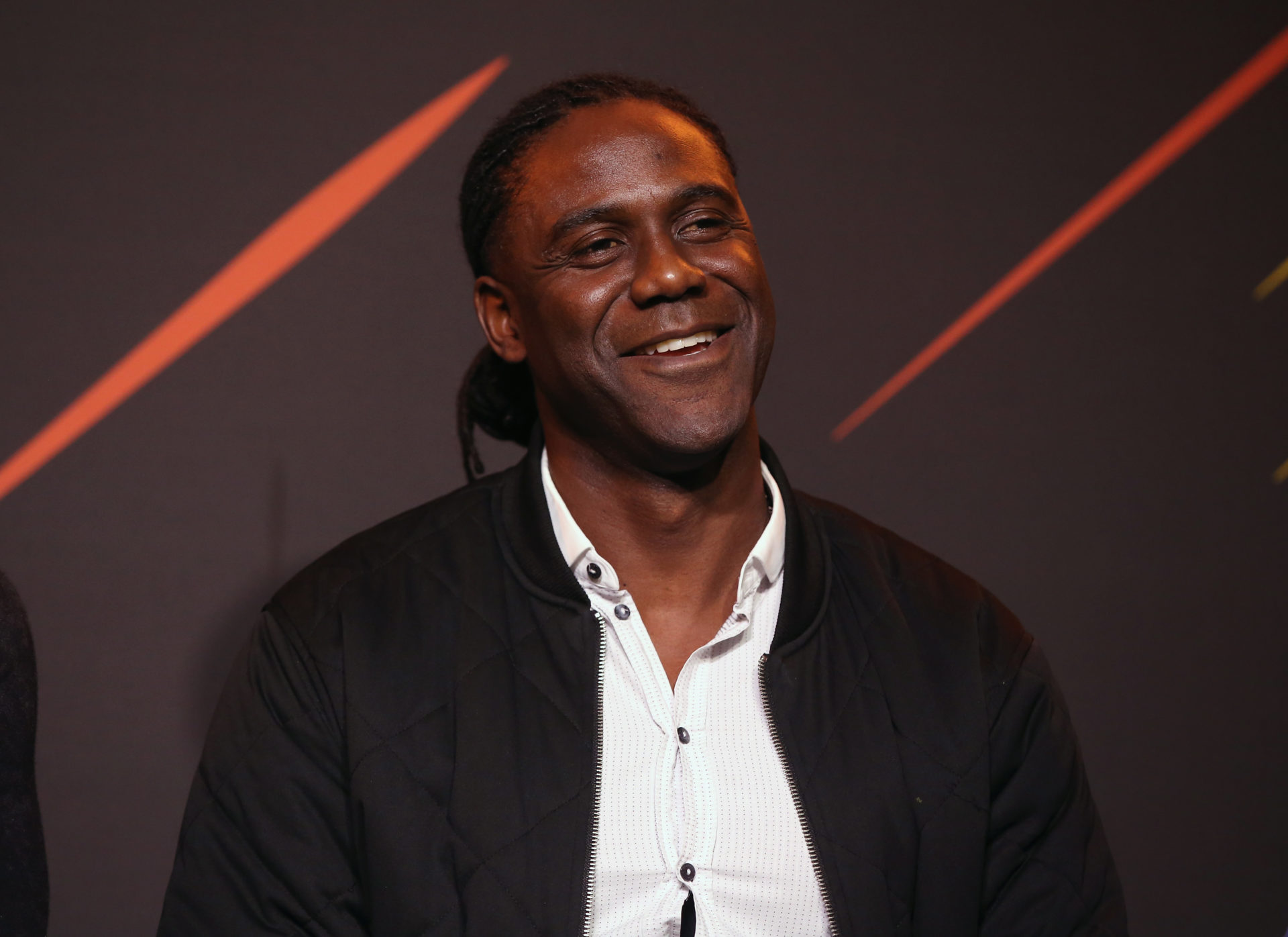 Mario Melchiot says Arsenal have a player who acts like a captain ...