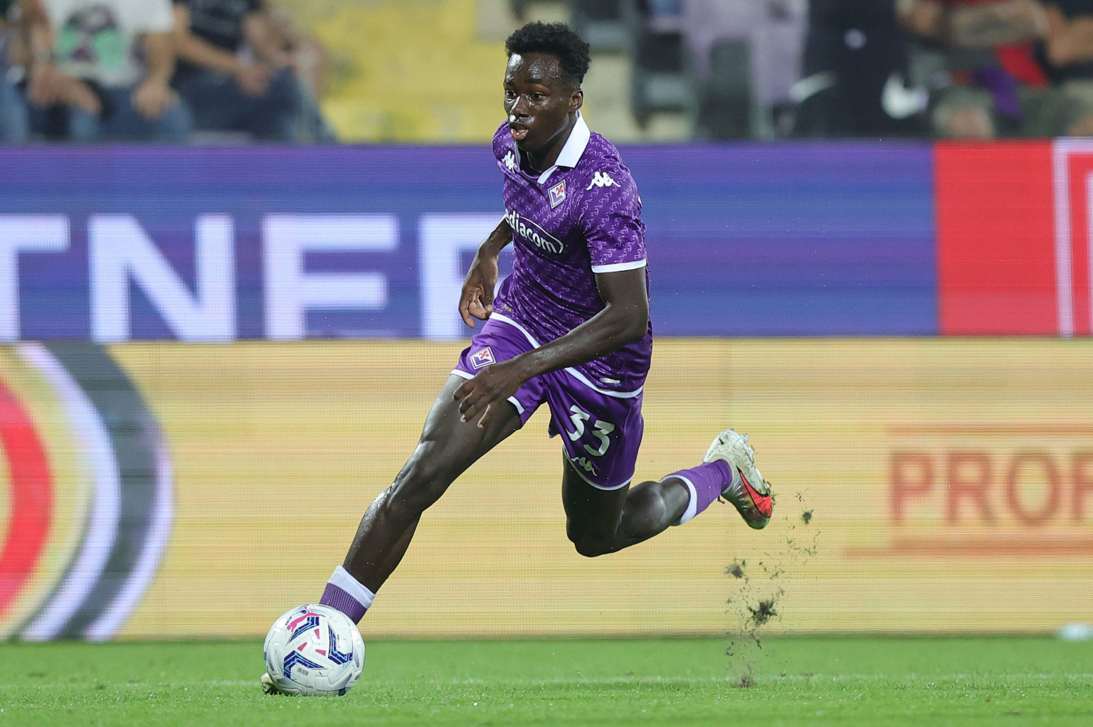 Arsenal have set their sights on fearless right-back, he’s a much ...