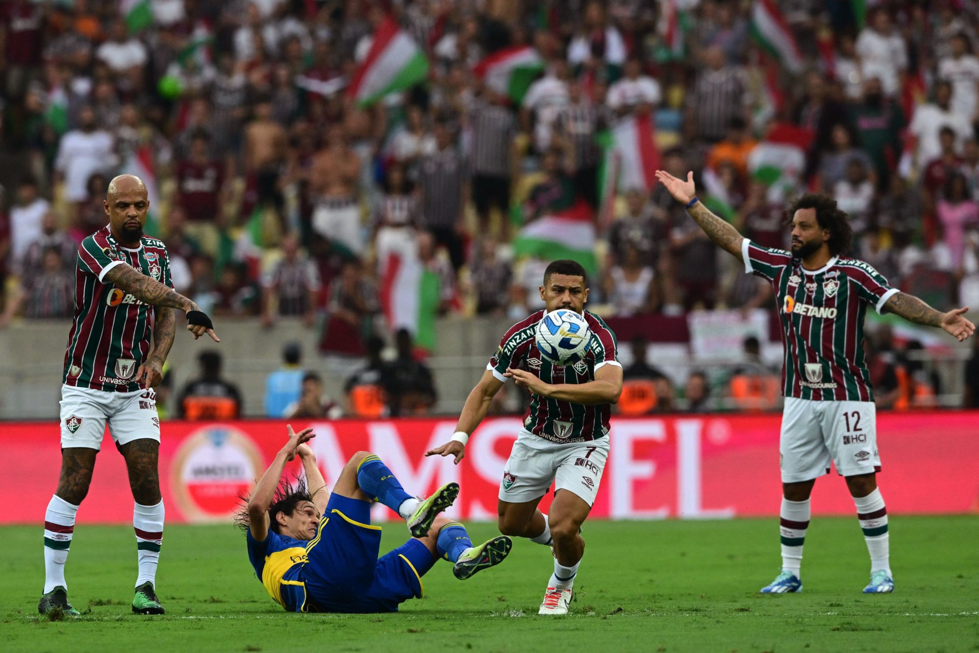 'Interesting'... 22-year-old midfielder may now have become Arsenal’s ...
