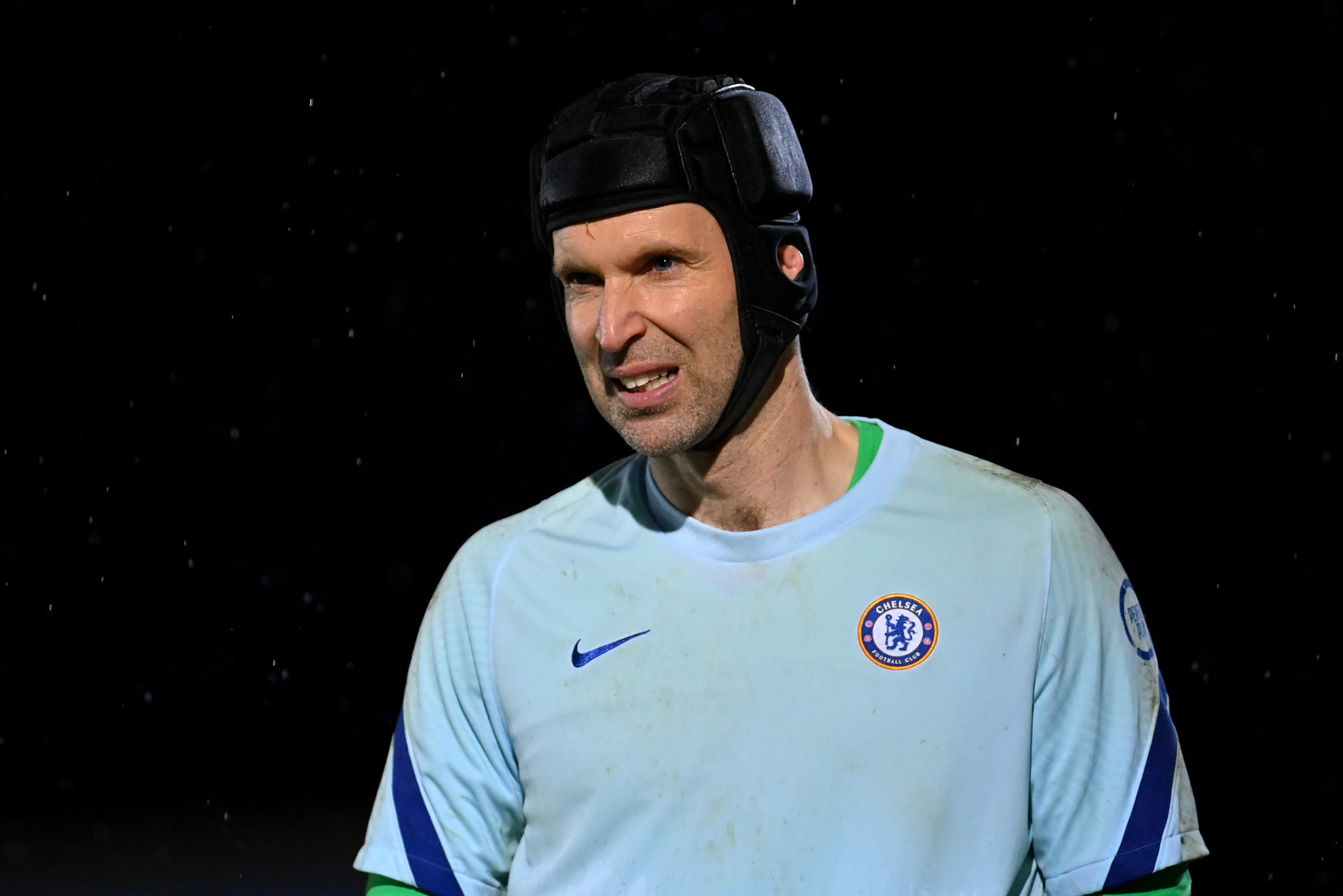 Petr Cech recalls how Chelsea teammates helped his memory loss after ...