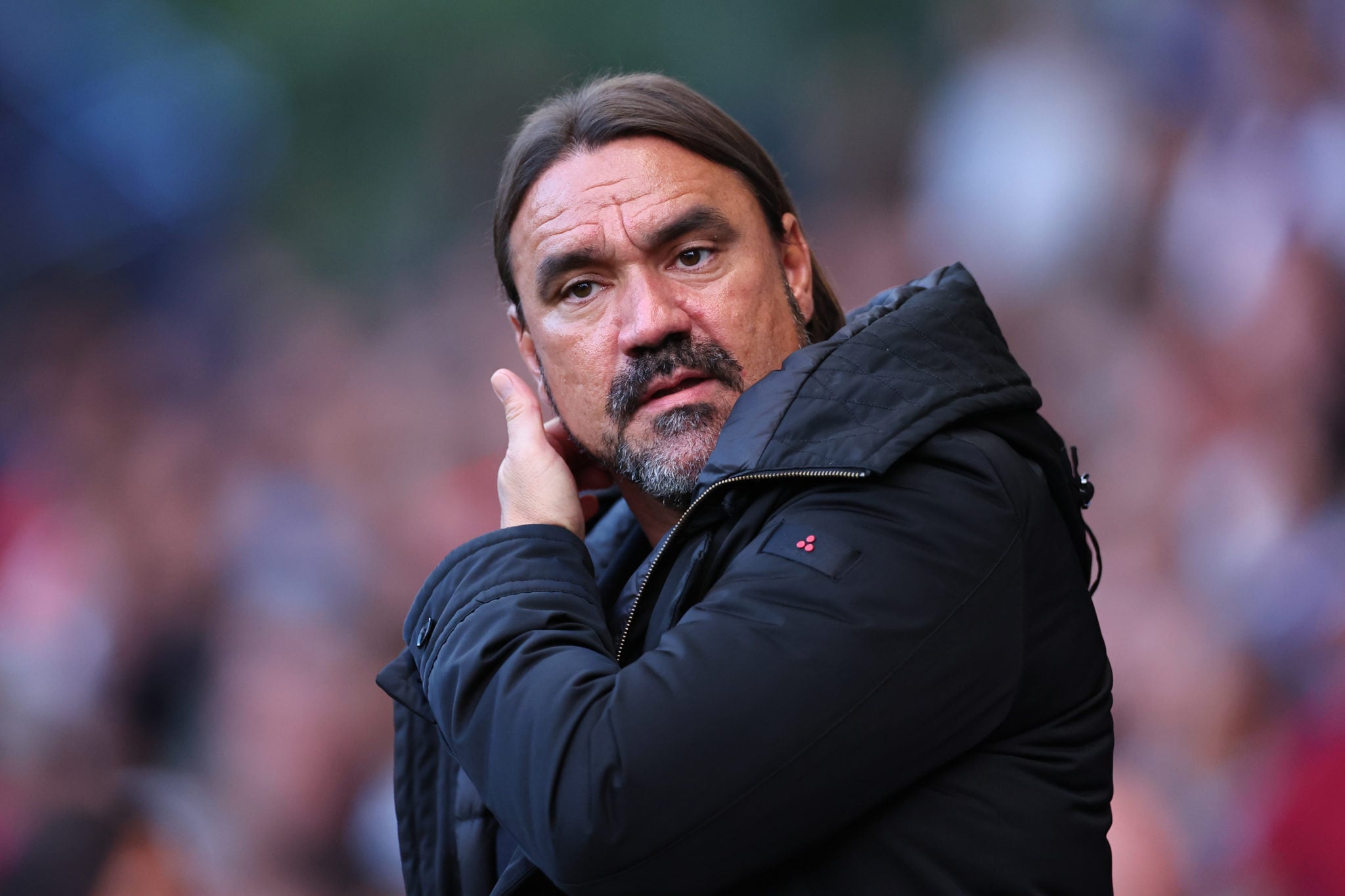 Leeds United make contact to sign £8m star as well as Isaac Schmidt ...