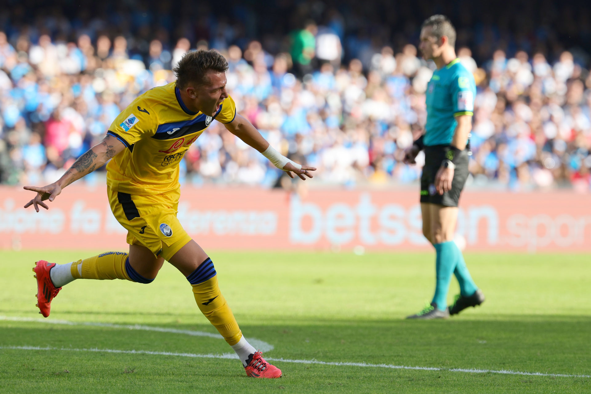 Arsenal want to sign 'clinical' South American-born forward in January ...