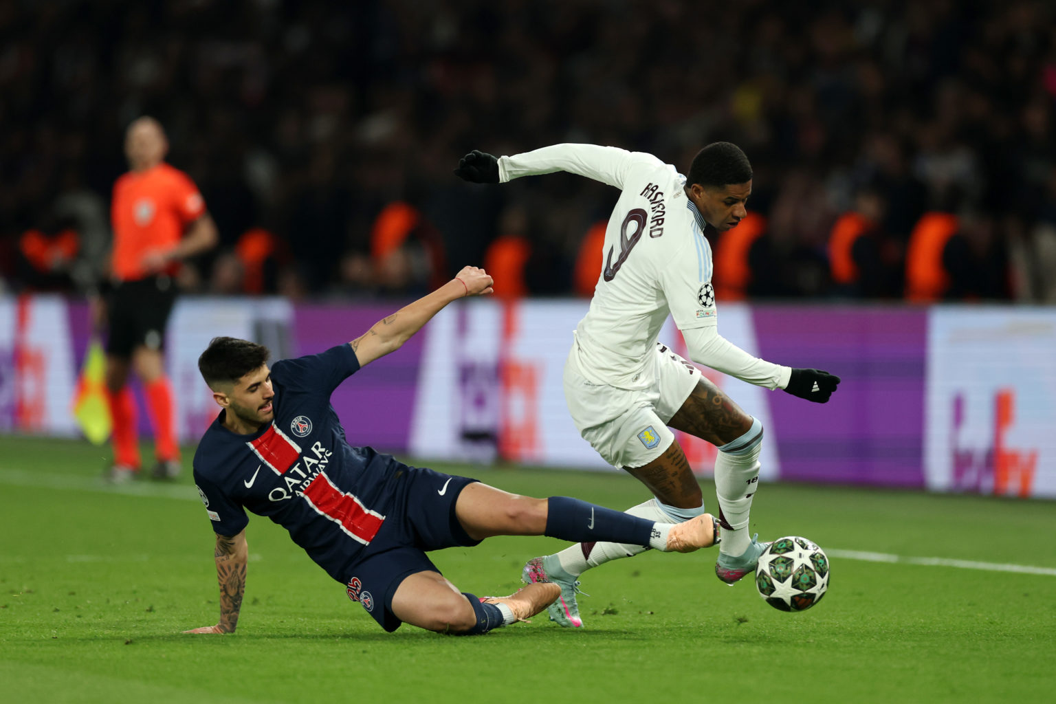 Bournemouth make contact over Champions League-winning defender, but he ...